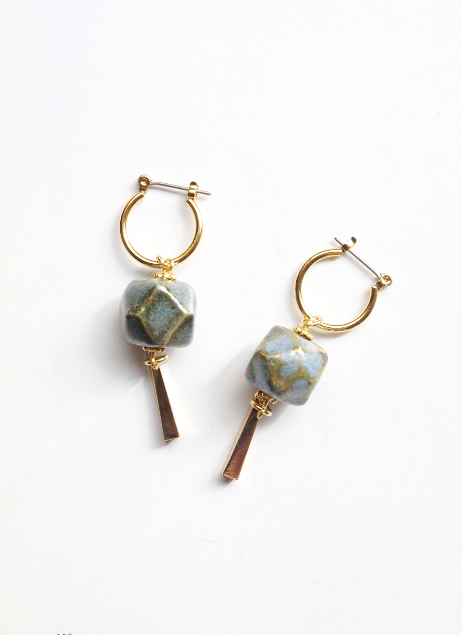 ファセットピアス（フープ／カーキ＆マットブルー) – Chuui（チューイ）